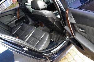 Melns BMW 525 2006 Rīga, ar dzinēja tilpumu 2.50 L un nobraukumu 299 tūkst. km par 4300 €, foto 12 vietnē AUTOMOTO.COM.LV