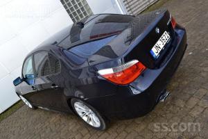 Melns BMW 525 2006 Rīga, ar dzinēja tilpumu 2.50 L un nobraukumu 299 tūkst. km par 4300 €, foto 16 vietnē AUTOMOTO.COM.LV
