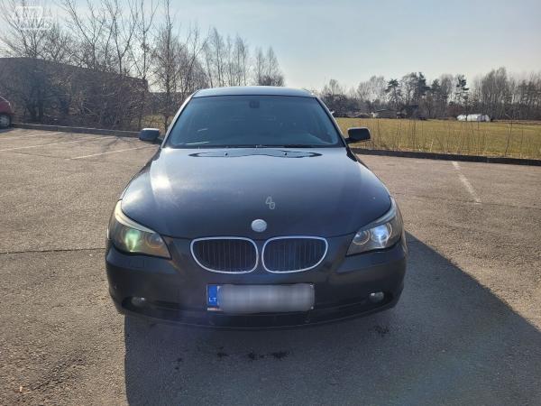 Melns BMW 525 2006 Viļņa, ar dzinēja tilpumu 2.50 L un nobraukumu 364 tūkst. km par 2150 €, foto 2 vietnē AUTOMOTO.COM.LV