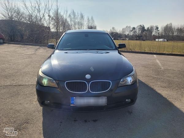 Melns BMW 525 2006 Viļņa, ar dzinēja tilpumu 2.50 L un nobraukumu 364 tūkst. km par 2350 €, foto 3 vietnē AUTOMOTO.COM.LV