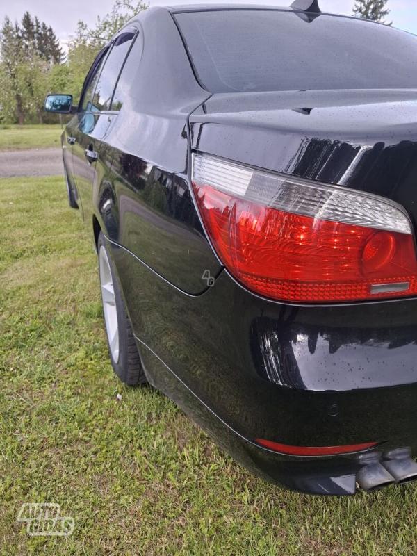 Black BMW 525 2006 in Silale, with an engine capacity of 2.50 L and mileage of 471 thousand km for 3100 €, photo 3 on AUTOMOTO.COM.LV