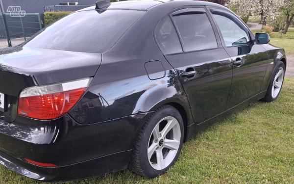 Black BMW 525 2006 in Silale, with an engine capacity of 2.50 L and mileage of 471 thousand km for 3100 €, photo 4 on AUTOMOTO.COM.LV