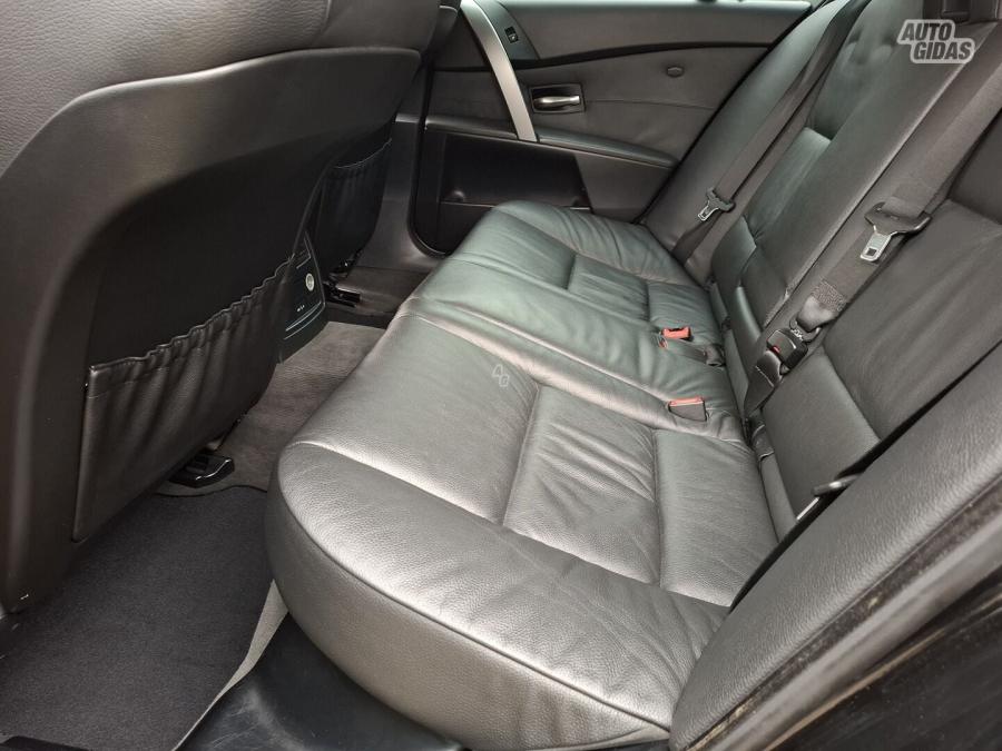 Black BMW 525 2006 in Silale, with an engine capacity of 2.50 L and mileage of 471 thousand km for 3100 €, photo 19 on AUTOMOTO.COM.LV