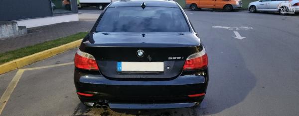 Черный БМВ 525 2006 в Каунас, объемом двигателя 2.50 л и пробегом 267 тыс. км за 2900 €, фото 2 на AUTOMOTO.COM.LV