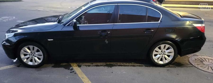 Black BMW 525 2006 in Kaunas, with an engine capacity of 2.50 L and mileage of 267 thousand km for 2900 €, photo 8 on AUTOMOTO.COM.LV