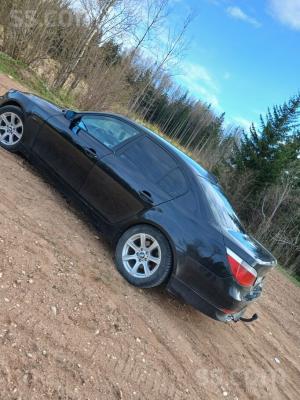 Black BMW 525 2006 in Rezekne, with an engine capacity of 2.50 L and mileage of 272 thousand km for 3700 €, photo 3 on AUTOMOTO.COM.LV