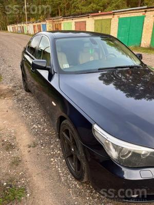 Melns BMW 525 2006 Daugavpils, ar dzinēja tilpumu 2.50 L un nobraukumu 302 tūkst. km par 4400 €, foto 5 vietnē AUTOMOTO.COM.LV