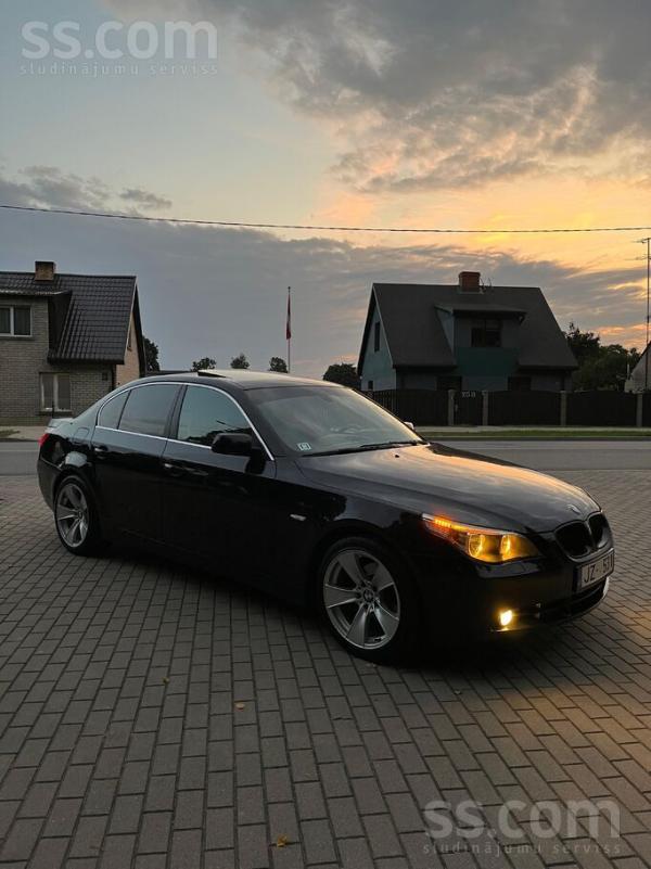 Black BMW 525 2006 in Dobele, with an engine capacity of 2.50 L and mileage of 374 thousand km for 3900 €, photo 1 on AUTOMOTO.COM.LV