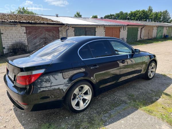 Black BMW 525 2006 in Dobele, with an engine capacity of 2.50 L and mileage of 374 thousand km for 3900 €, photo 7 on AUTOMOTO.COM.LV