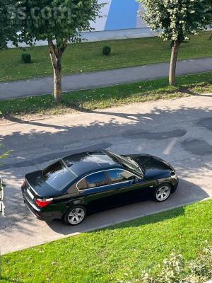 Black BMW 525 2006 in Dobele, with an engine capacity of 2.50 L and mileage of 374 thousand km for 3900 €, photo 32 on AUTOMOTO.COM.LV