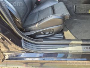 Black BMW 525 2006 in Riga, with an engine capacity of 2.50 L and mileage of 303 thousand km for 6500 €, photo 16 on AUTOMOTO.COM.LV
