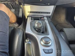 Black BMW 525 2006 in Riga, with an engine capacity of 2.50 L and mileage of 303 thousand km for 6500 €, photo 20 on AUTOMOTO.COM.LV