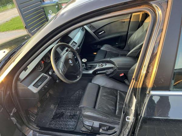 Melns BMW 525 2006 Kauņa, ar dzinēja tilpumu 2.50 L un nobraukumu 468 tūkst. km par 2599 €, foto 6 vietnē AUTOMOTO.COM.LV