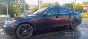 Melns BMW 525 2006 Rīga, ar dzinēja tilpumu 2.50 L un nobraukumu 412 tūkst. km par 2600 €, foto  vietnē AUTOMOTO.COM.LV