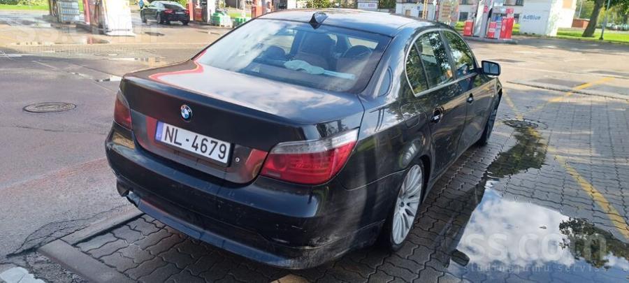 Melns BMW 525 2006 Rīga, ar dzinēja tilpumu 2.50 L un nobraukumu 412 tūkst. km par 2600 €, foto 6 vietnē AUTOMOTO.COM.LV