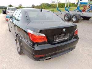Black BMW 525 2007 in Marijampole, with an engine capacity of 2.50 L and mileage of 260 thousand km for 1850 €, photo 6 on AUTOMOTO.COM.LV