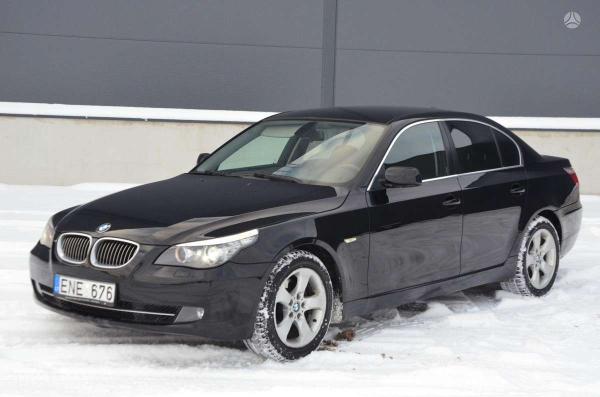Black BMW 525 2007 in Siauliai, with an engine capacity of 2.99 L and mileage of 320 thousand km for 3800 €, photo 4 on AUTOMOTO.COM.LV