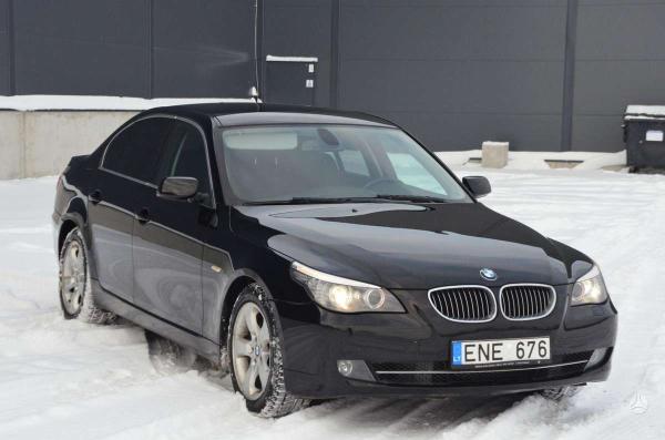 Black BMW 525 2007 in Siauliai, with an engine capacity of 2.99 L and mileage of 320 thousand km for 3800 €, photo 7 on AUTOMOTO.COM.LV