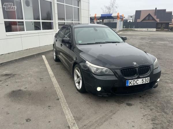 Melns BMW 525 2007 Viļņa, ar dzinēja tilpumu 3.00 L un nobraukumu 440 tūkst. km par 5200 €, foto 6 vietnē AUTOMOTO.COM.LV