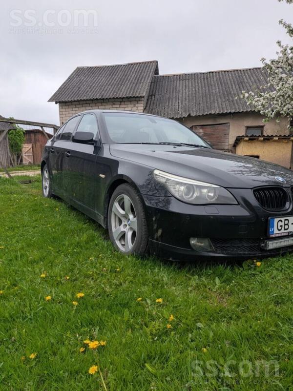 Melns BMW 525 2007 Aizkraukle, ar dzinēja tilpumu 3.00 L un nobraukumu 305 tūkst. km par 4200 €, foto 2 vietnē AUTOMOTO.COM.LV