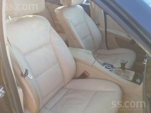 Melns BMW 525 2007 Valmiera, ar dzinēja tilpumu 3.00 L un nobraukumu 384 tūkst. km par 4390 €, foto 12 vietnē AUTOMOTO.COM.LV