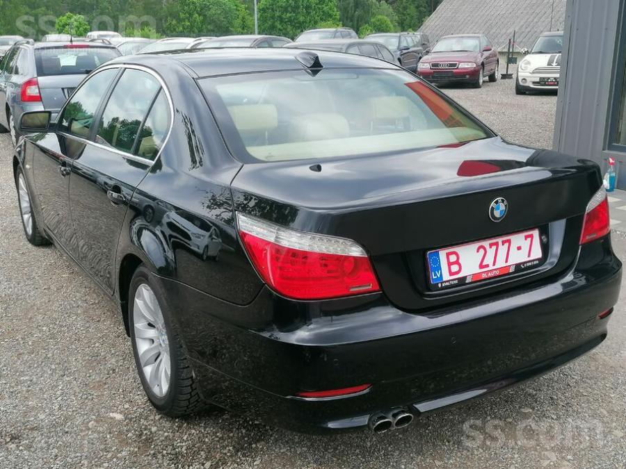 Melns BMW 525 2007 Valmiera, ar dzinēja tilpumu 3.00 L un nobraukumu 384 tūkst. km par 4390 €, foto 28 vietnē AUTOMOTO.COM.LV