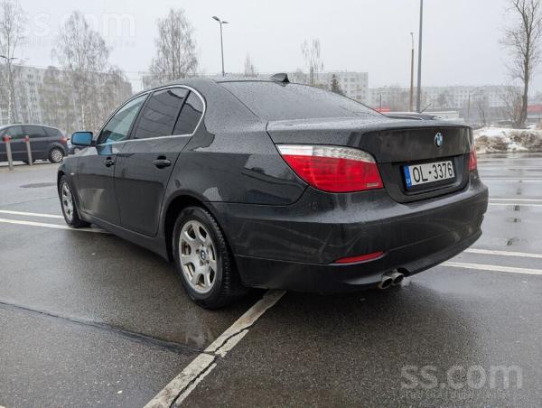 Black BMW 525 2007 in Riga, with an engine capacity of 3.00 L and mileage of 295 thousand km for 5250 €, photo 6 on AUTOMOTO.COM.LV