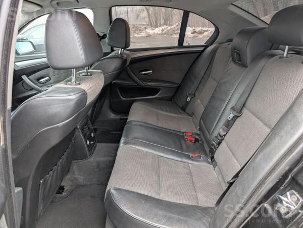 Black BMW 525 2007 in Riga, with an engine capacity of 3.00 L and mileage of 295 thousand km for 5250 €, photo 8 on AUTOMOTO.COM.LV