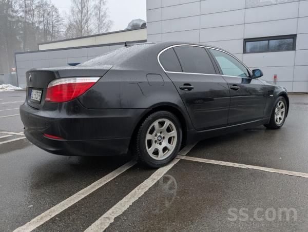 Черный БМВ 525 2007 в Рига, объемом двигателя 3.00 л и пробегом 295 тыс. км за 5250 €, фото 5 на AUTOMOTO.COM.LV