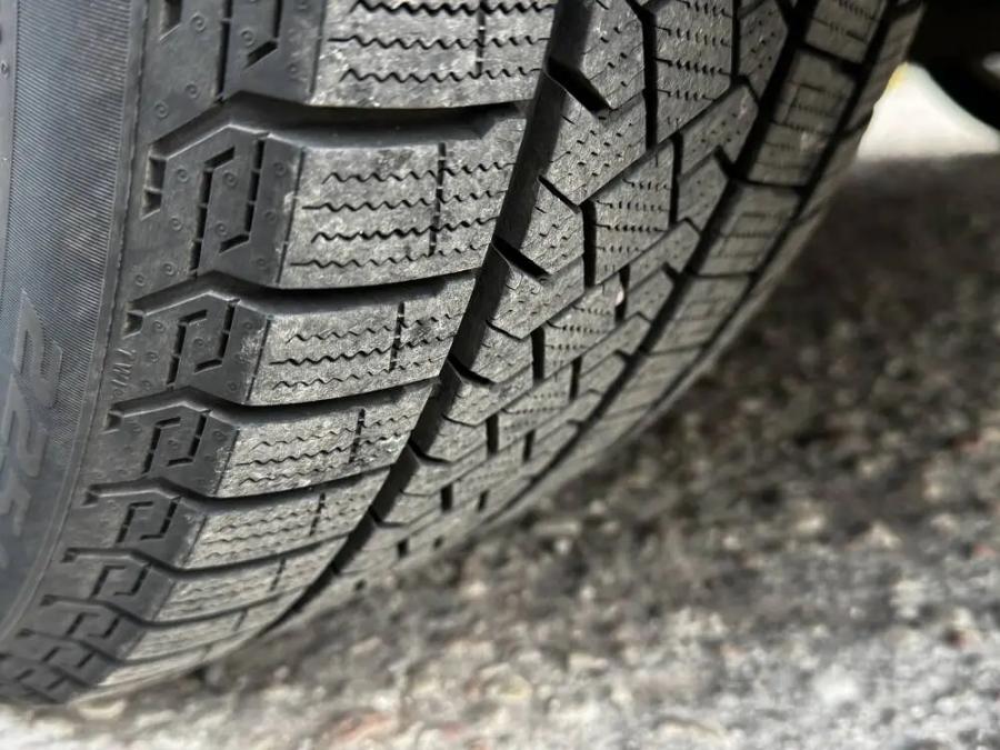 Черный БМВ 525 2007 в Даугавпилс, объемом двигателя 2.50 л и пробегом 333 тыс. км за 4490 €, фото 13 на AUTOMOTO.COM.LV