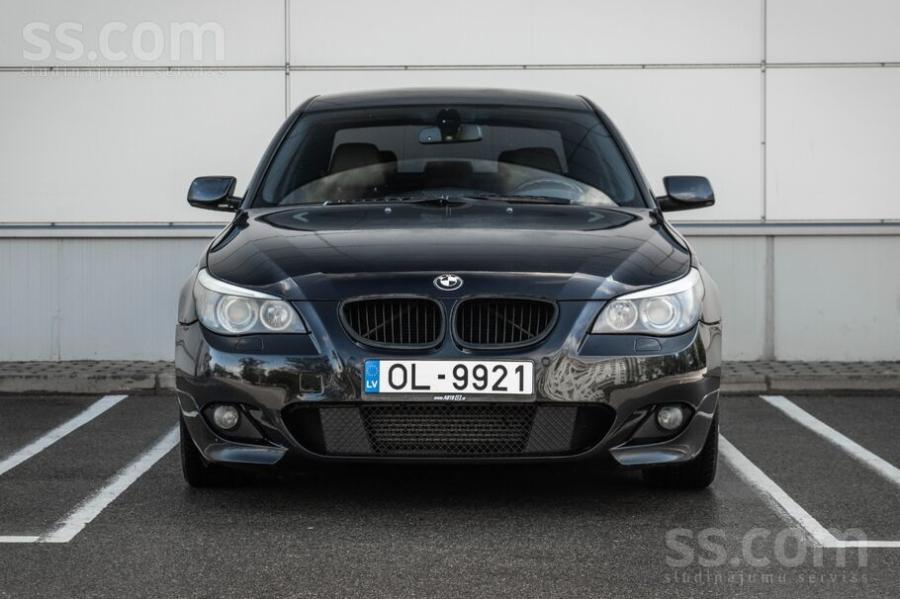 Black BMW 525 2007 in Riga, with an engine capacity of 2.50 L and mileage of 334 thousand km for 5990 €, photo 3 on AUTOMOTO.COM.LV