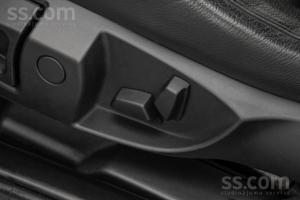 Black BMW 525 2007 in Riga, with an engine capacity of 2.50 L and mileage of 334 thousand km for 5990 €, photo 9 on AUTOMOTO.COM.LV