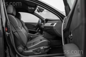 Black BMW 525 2007 in Riga, with an engine capacity of 2.50 L and mileage of 334 thousand km for 5990 €, photo 11 on AUTOMOTO.COM.LV