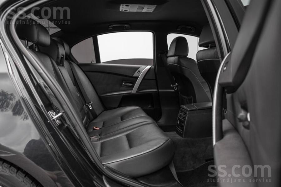 Black BMW 525 2007 in Riga, with an engine capacity of 2.50 L and mileage of 334 thousand km for 5990 €, photo 13 on AUTOMOTO.COM.LV