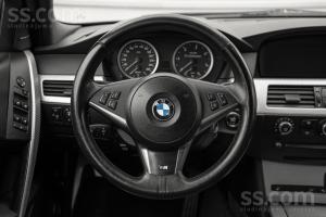 Black BMW 525 2007 in Riga, with an engine capacity of 2.50 L and mileage of 334 thousand km for 5990 €, photo 18 on AUTOMOTO.COM.LV