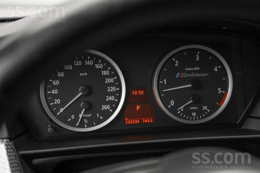 Black BMW 525 2007 in Riga, with an engine capacity of 2.50 L and mileage of 334 thousand km for 5990 €, photo 19 on AUTOMOTO.COM.LV
