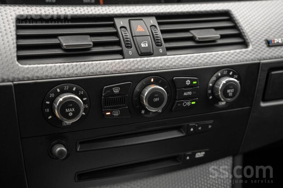 Black BMW 525 2007 in Riga, with an engine capacity of 2.50 L and mileage of 334 thousand km for 5990 €, photo 25 on AUTOMOTO.COM.LV