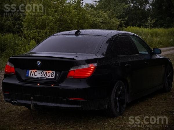 Черный БМВ 525 2007 в Рига, объемом двигателя 3.00 л и пробегом 407 тыс. км за 2700 €, фото 7 на AUTOMOTO.COM.LV