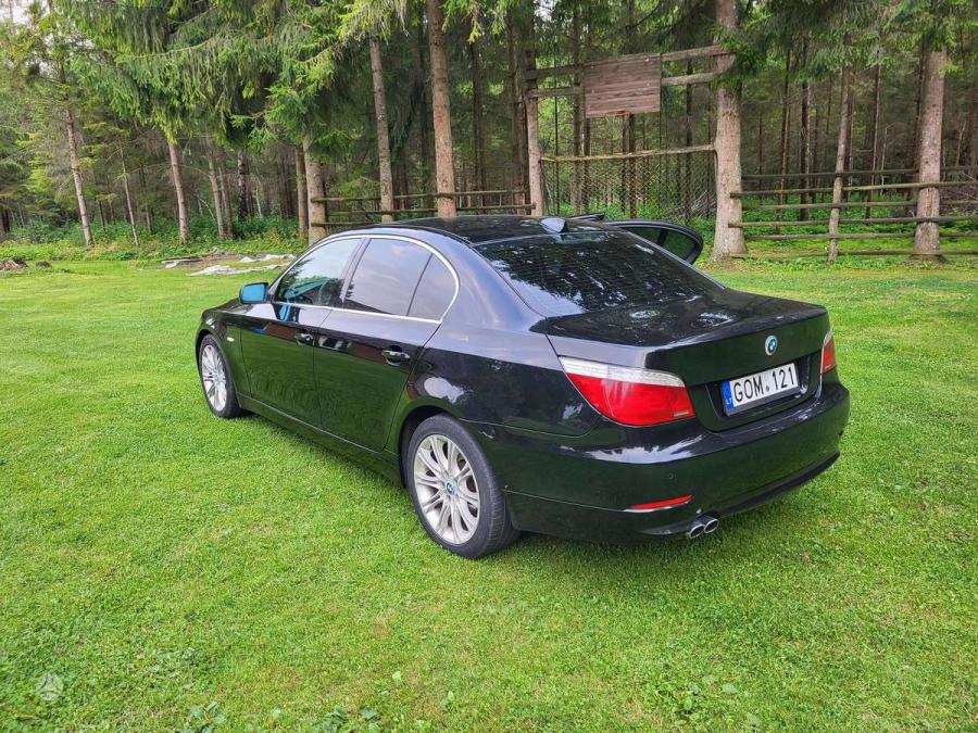 Черный БМВ 525 2007 в Паневежис, объемом двигателя 2.99 л и пробегом 530 тыс. км за 4200 €, фото 11 на AUTOMOTO.COM.LV