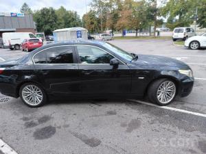 Black BMW 525 2007 in Riga, with an engine capacity of 2.50 L and mileage of 255 thousand km for 4999 €, photo 5 on AUTOMOTO.COM.LV