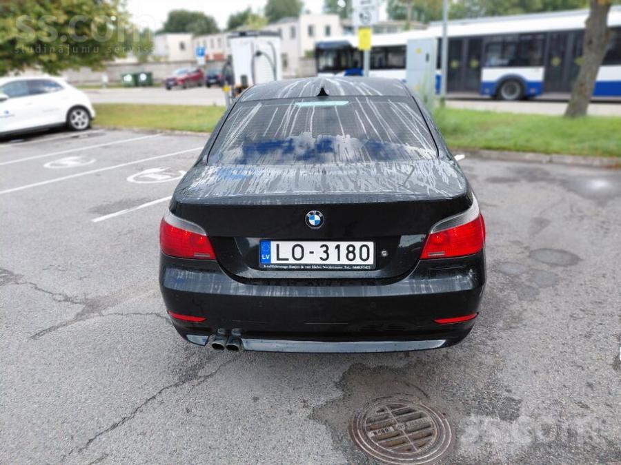 Black BMW 525 2007 in Riga, with an engine capacity of 2.50 L and mileage of 255 thousand km for 4999 €, photo 6 on AUTOMOTO.COM.LV