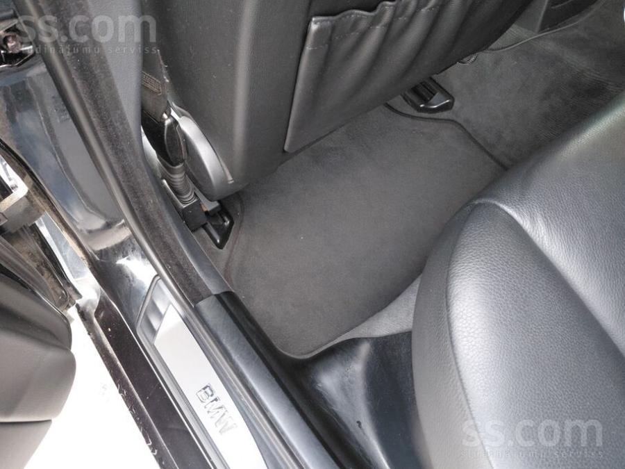 Black BMW 525 2007 in Riga, with an engine capacity of 2.50 L and mileage of 255 thousand km for 4999 €, photo 17 on AUTOMOTO.COM.LV