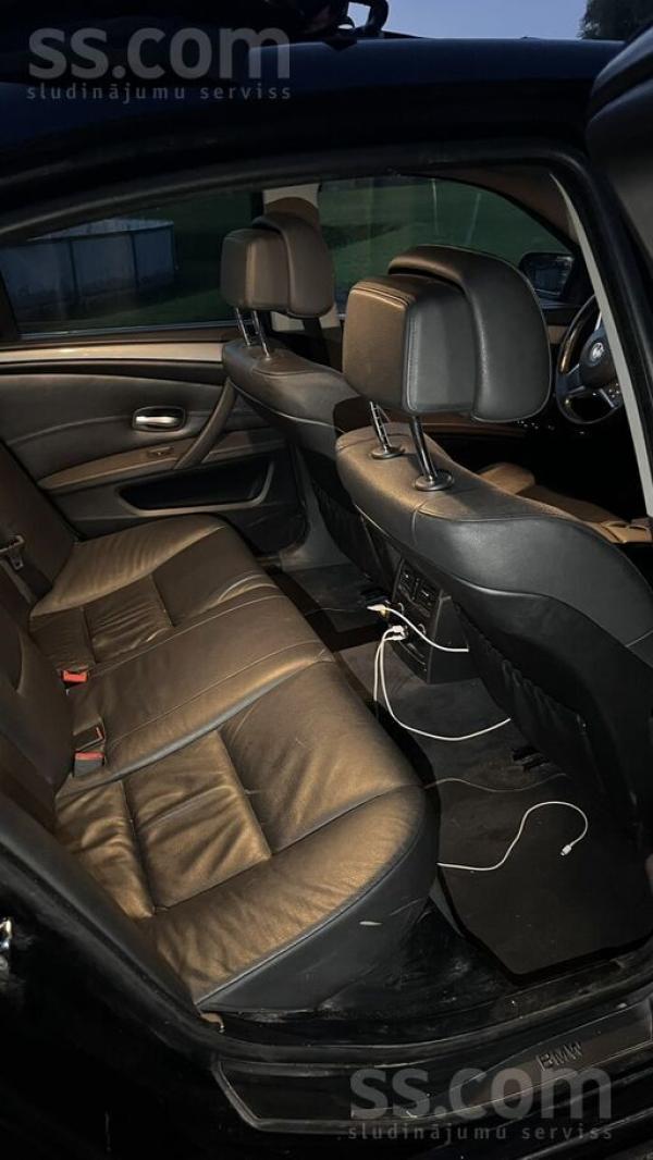 Melns BMW 525 2007 Ogre, ar dzinēja tilpumu 3.00 L un nobraukumu 451 tūkst. km par 4500 €, foto 9 vietnē AUTOMOTO.COM.LV