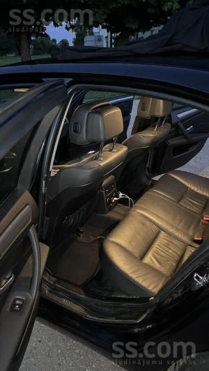 Black BMW 525 2007 in Ogre, with an engine capacity of 3.00 L and mileage of 451 thousand km for 4500 €, photo 11 on AUTOMOTO.COM.LV