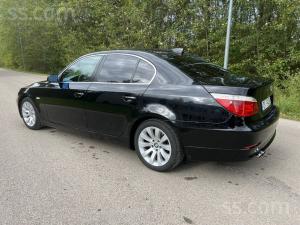 Black BMW 525 2007 in Ludza, with an engine capacity of 3.00 L and mileage of 305 thousand km for 5500 €, photo 9 on AUTOMOTO.COM.LV