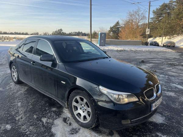 Melns BMW 525 2008 Kauņa, ar dzinēja tilpumu 2.99 L un nobraukumu 295 tūkst. km par 4200 €, foto 1 vietnē AUTOMOTO.COM.LV