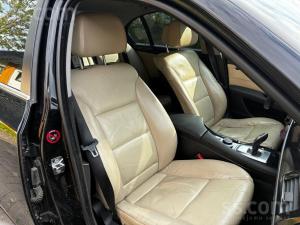 Black BMW 525 2008 in Jurmala, with an engine capacity of 3.00 L and mileage of 398 thousand km for 4450 €, photo 8 on AUTOMOTO.COM.LV