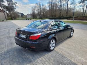Black BMW 525 2008 in Ventspils, with an engine capacity of 3.00 L and mileage of 218 thousand km for 6150 €, photo 5 on AUTOMOTO.COM.LV