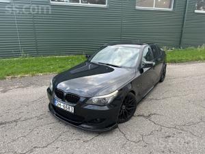 Melns BMW 525 2008 Rīga, ar dzinēja tilpumu 3.00 L un nobraukumu 305 tūkst. km par 6650 €, foto  vietnē AUTOMOTO.COM.LV