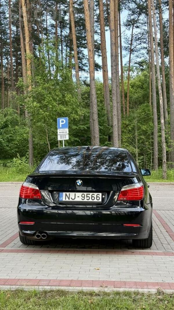 Black BMW 525 2008 in Kraslava, with an engine capacity of 3.00 L and mileage of 340 thousand km for 6200 €, photo 4 on AUTOMOTO.COM.LV